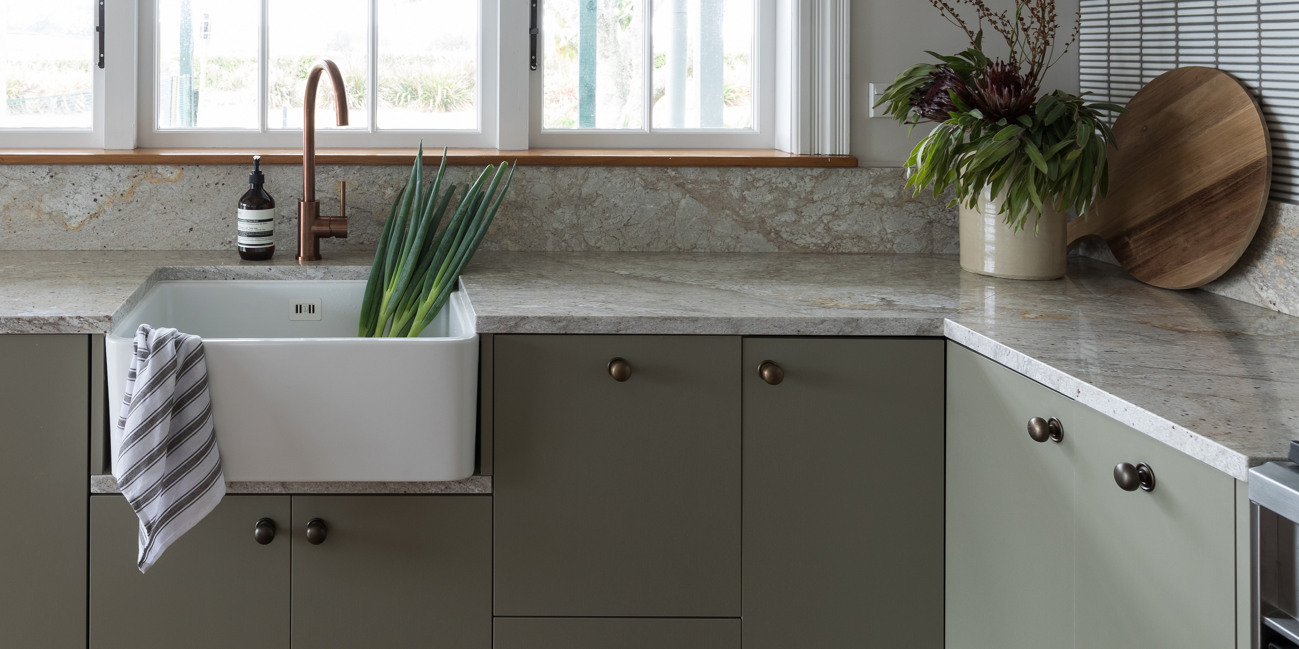 Sinks & Accessories | Mercer Product Range | Acero